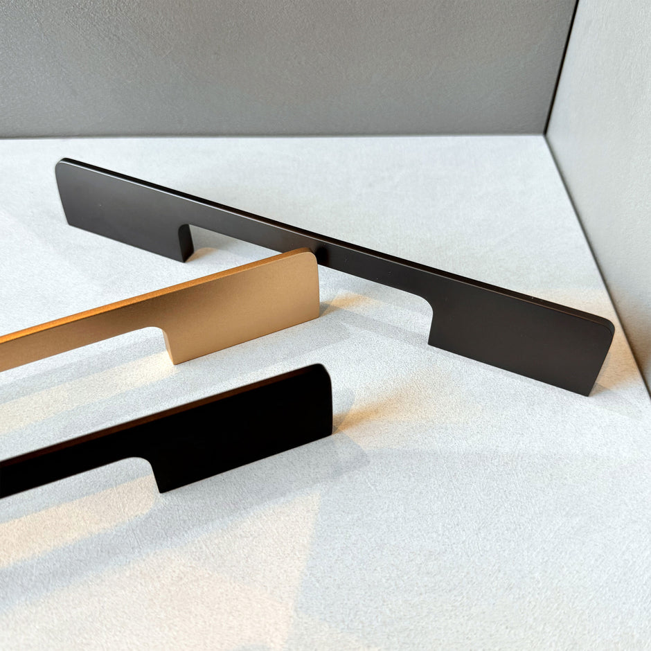 Pull Handles in Dubai, UAE – Premium Designs for Doors & Cabinets ...